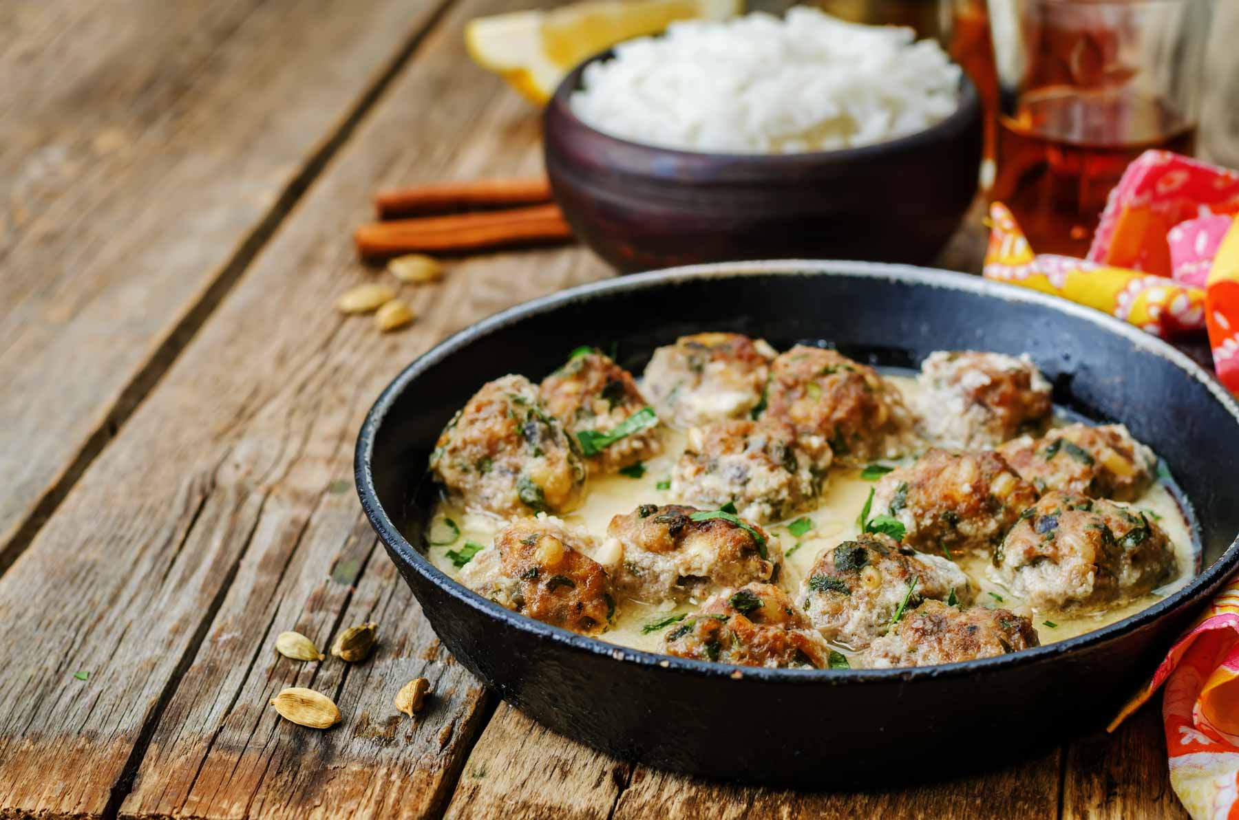 Uses and Benefits of Cardamom Essential Oil - Arupe